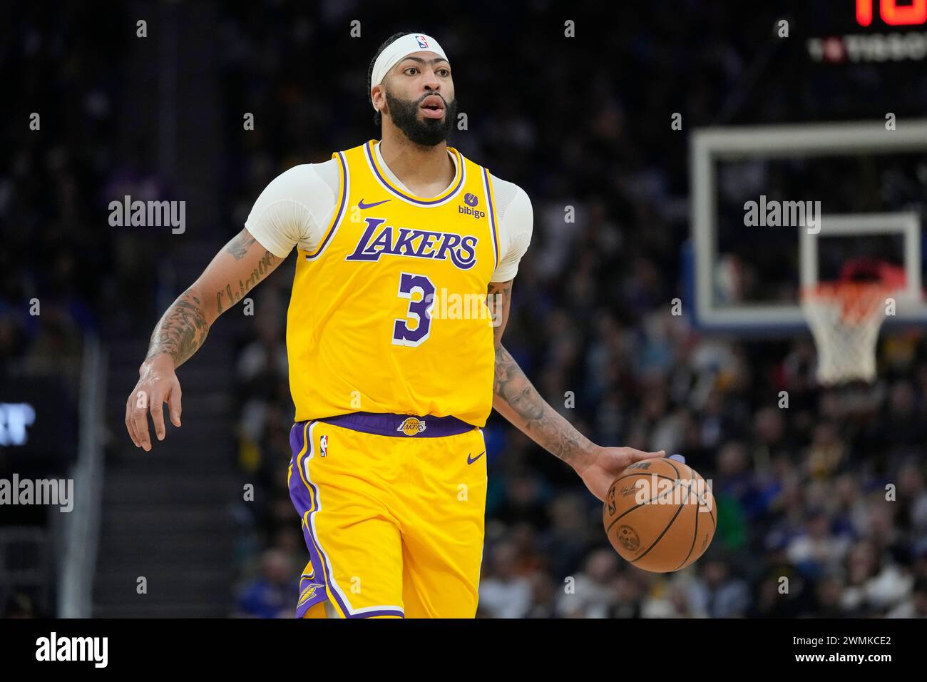 Los Angeles Lakers forward Anthony Davis during an NBA basketball game ...