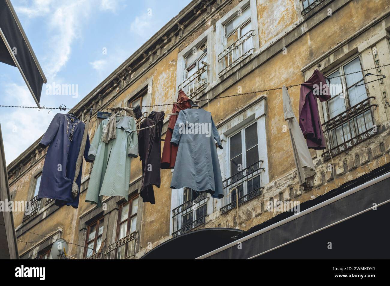 Thobe hanging hi-res stock photography and images - Alamy
