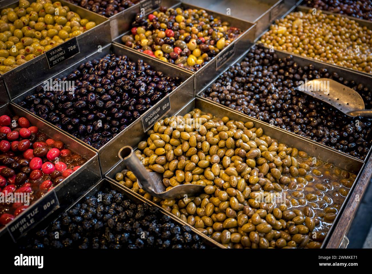 Turkey istanbul olives market hi-res stock photography and images - Alamy