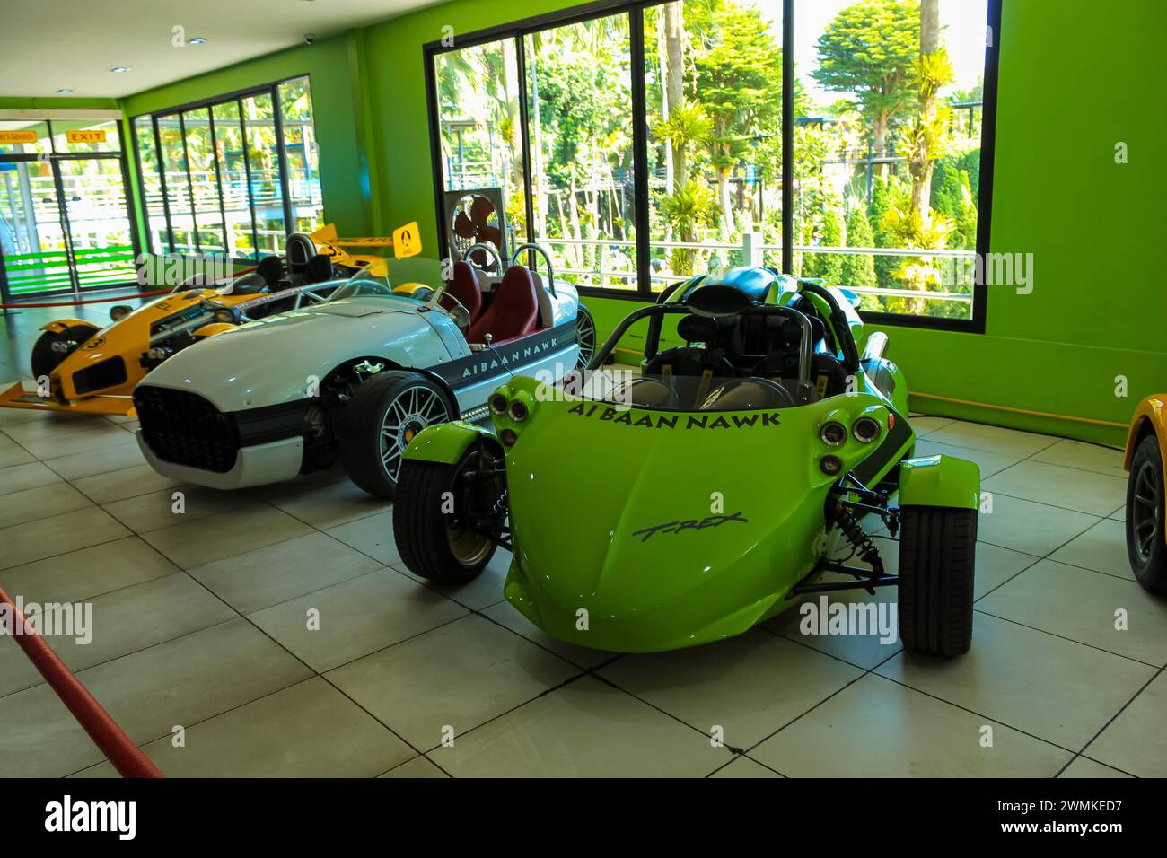 Pattaya, Thailand, Desember 4th 2020. Various expensive cars on display ...