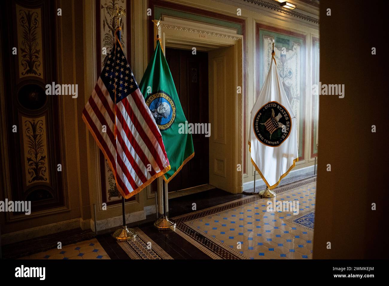 President pro tempore flag hi-res stock photography and images - Alamy