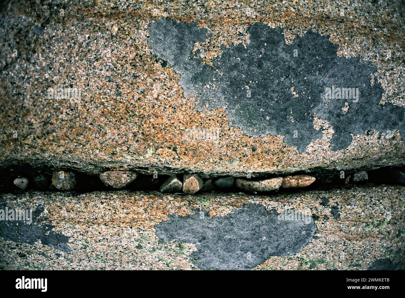 Rough stone walls hi-res stock photography and images - Alamy