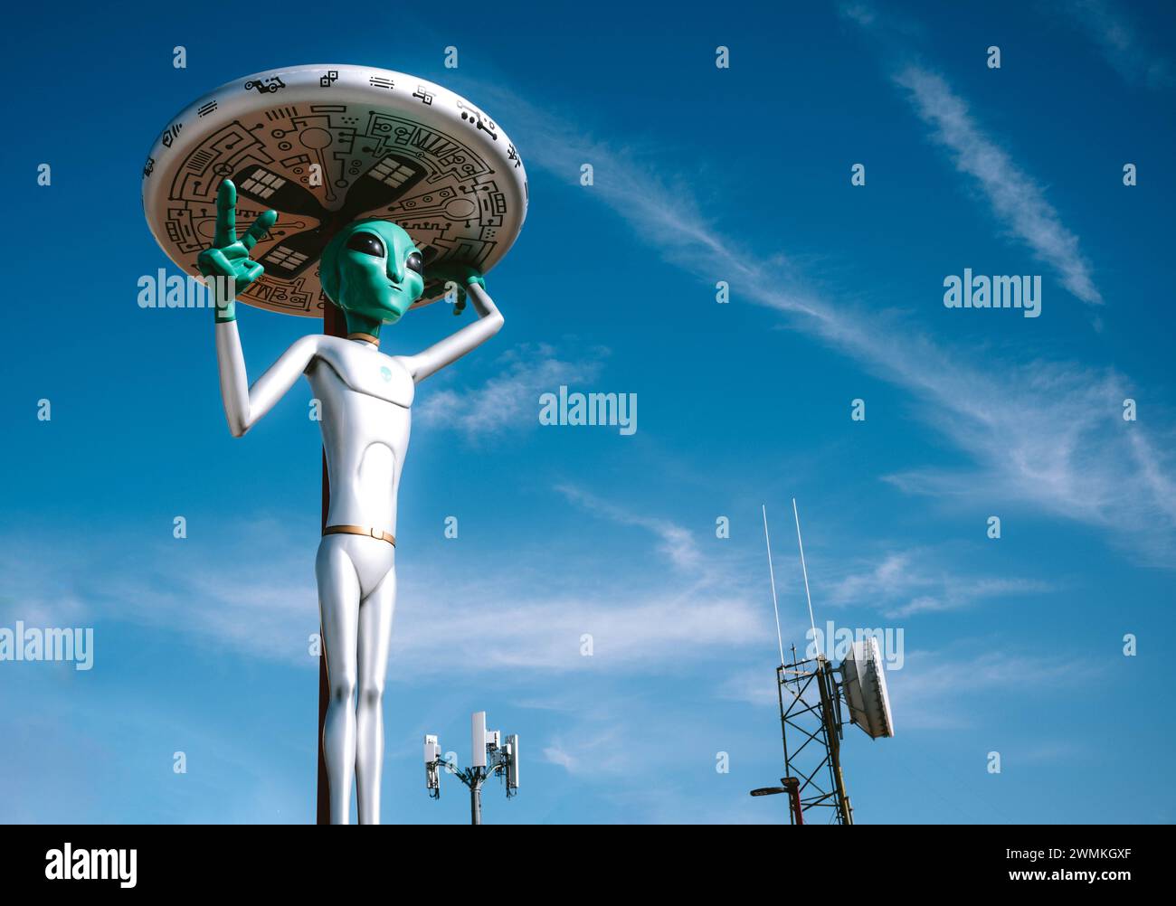 Alien Jerky road side attraction and store, Baker, California ...