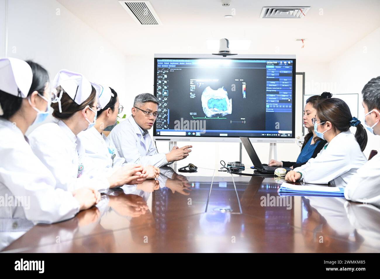 Obstructive hypertrophic cardiomyopathy hi-res stock photography and ...