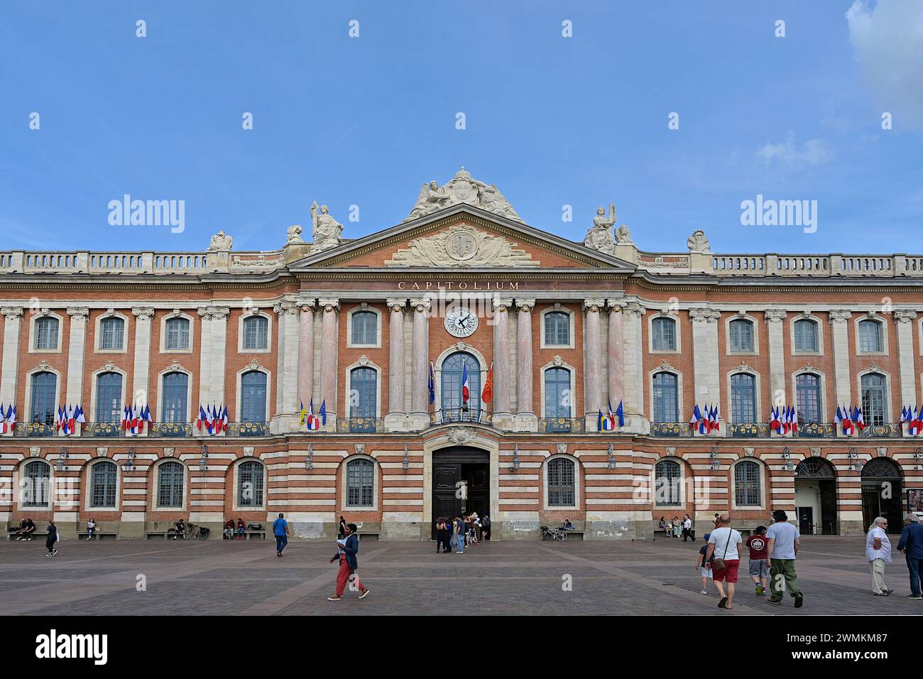 The Capitole de Toulouse, commonly known as the Capitole, is the heart ...