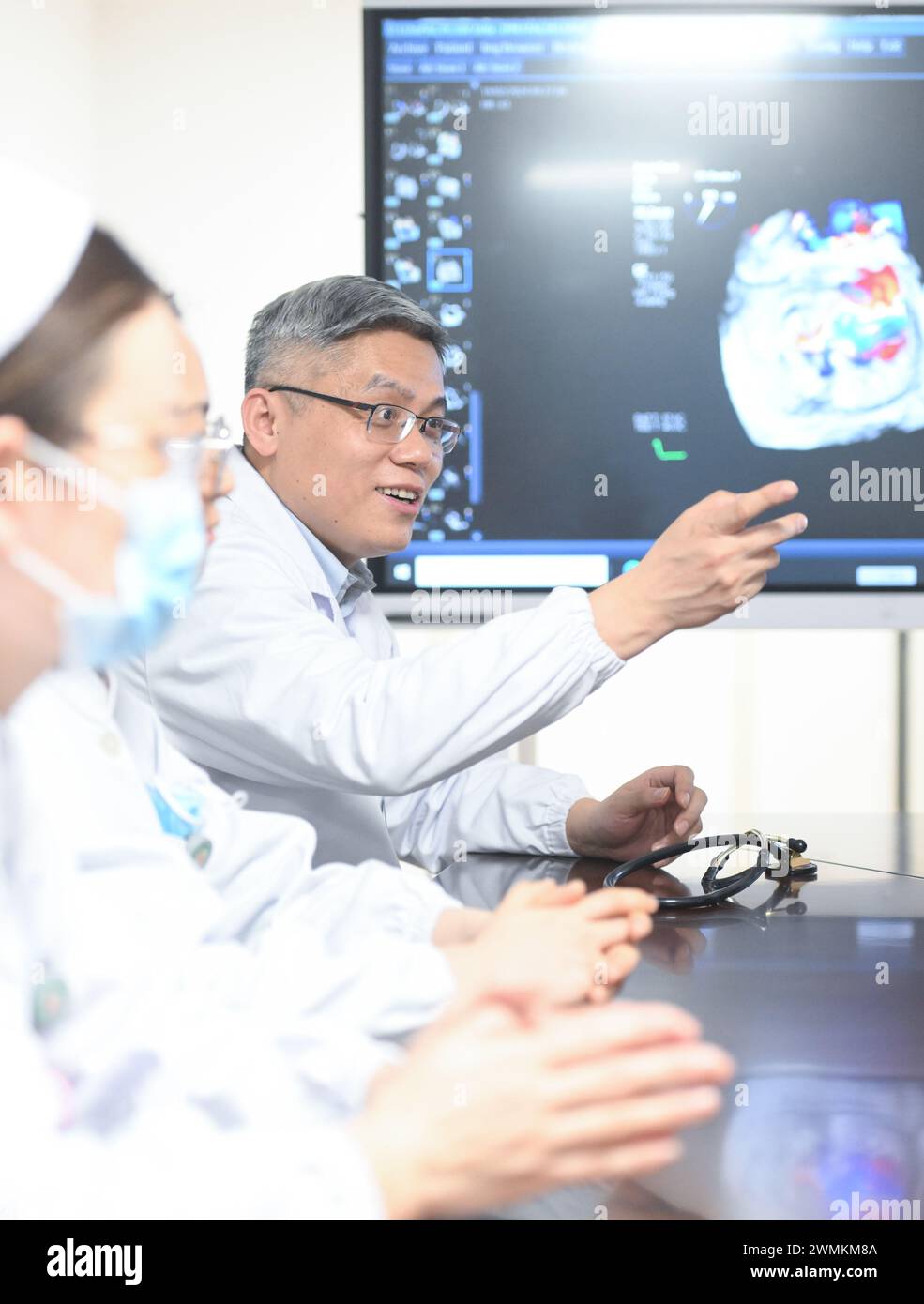 Obstructive hypertrophic cardiomyopathy hi-res stock photography and ...