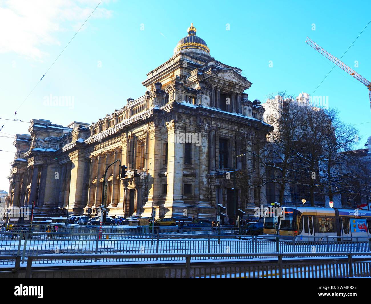 Renovation palace justice brussels hi-res stock photography and images - Alamy