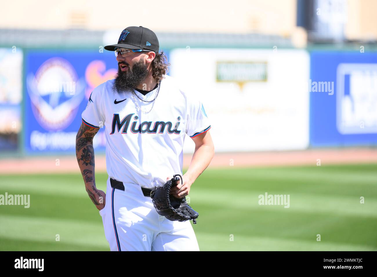 JUPITER, FL - FEBRUARY 25: Miami Marlins pitcher Devin Smeltzer (38 ...