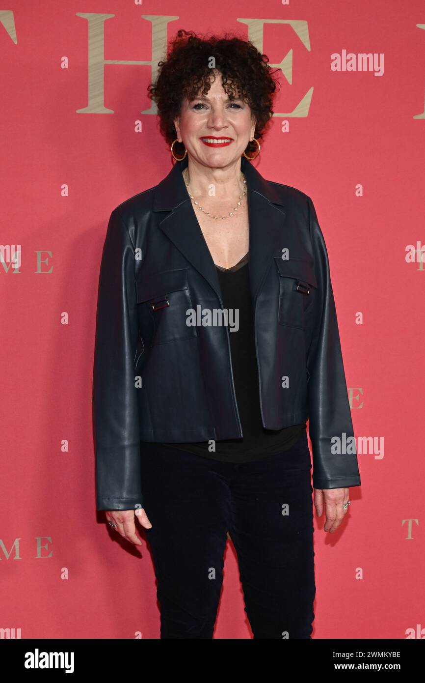 Essman hi-res stock photography and images - Alamy