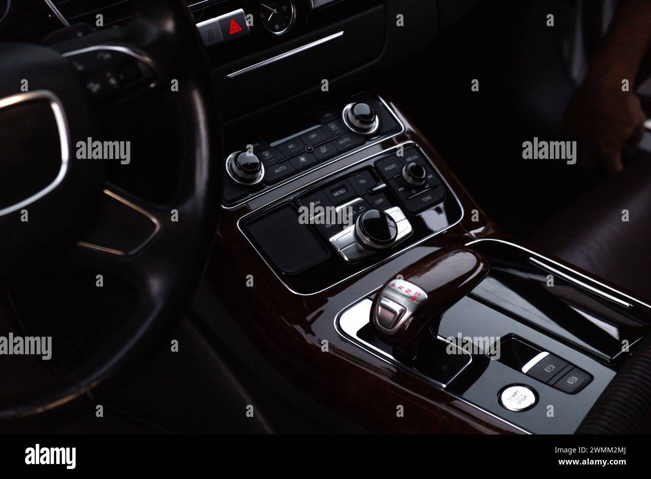 Interior of modern luxury car. Details of automatic transmission gear ...