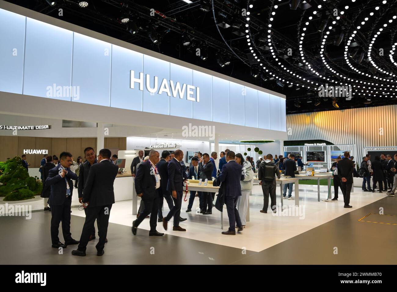 Huawei Messestand, MWC Mobile World Congress 2024, Barcelona, Spanien ...