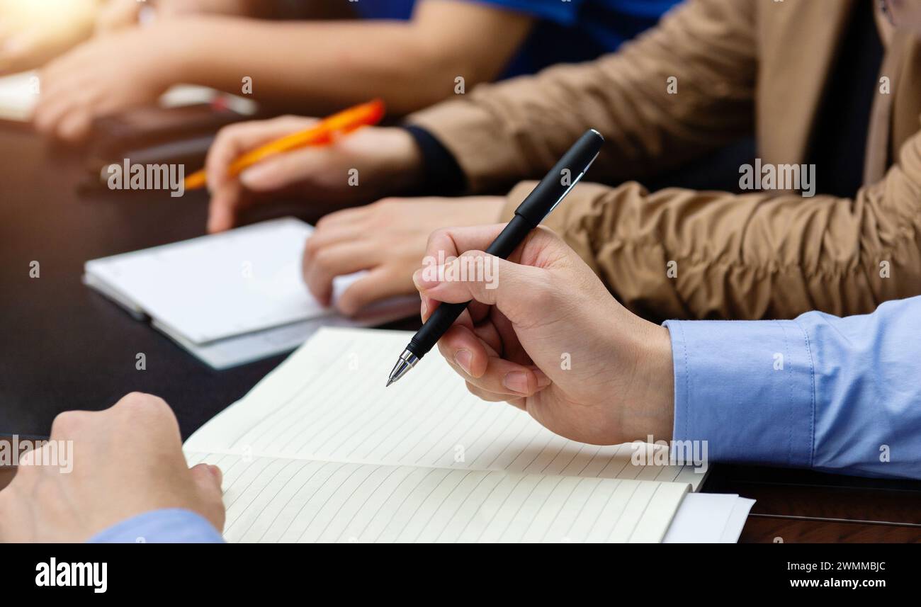 Hand people student writing hi-res stock photography and images - Alamy