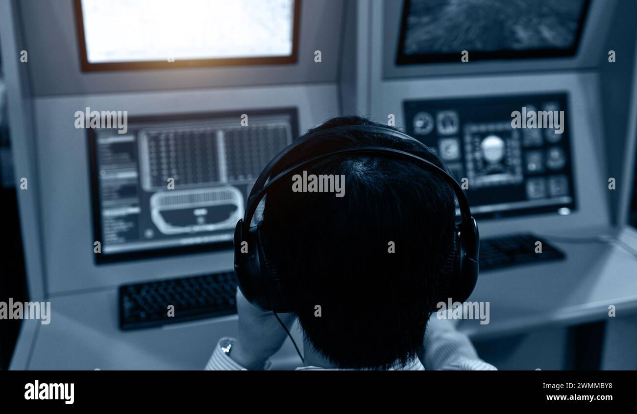 Air traffic controller headset hi-res stock photography and images - Alamy