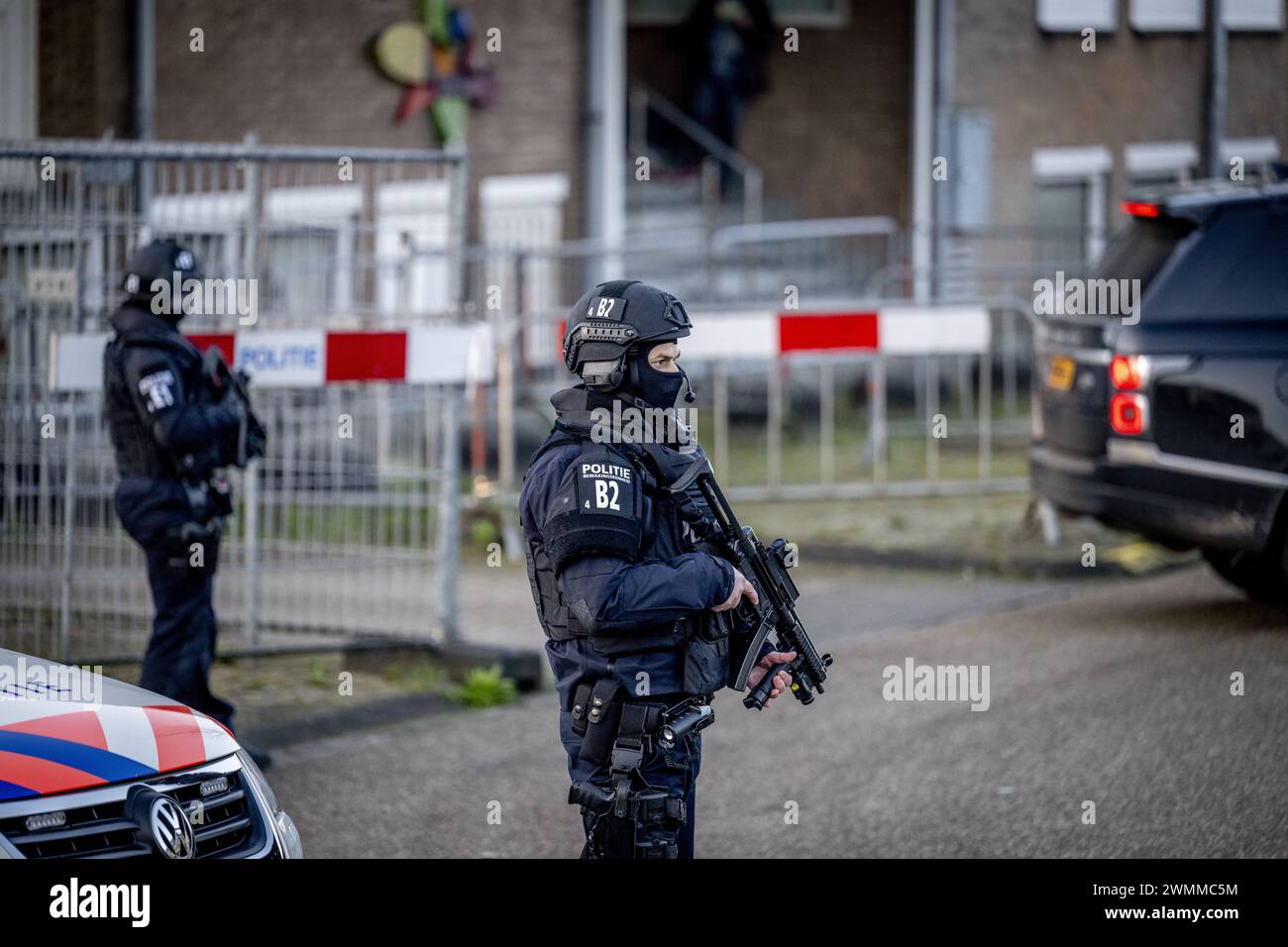 AMSTERDAM - Security at the extra-secure court, prior to the verdict in ...