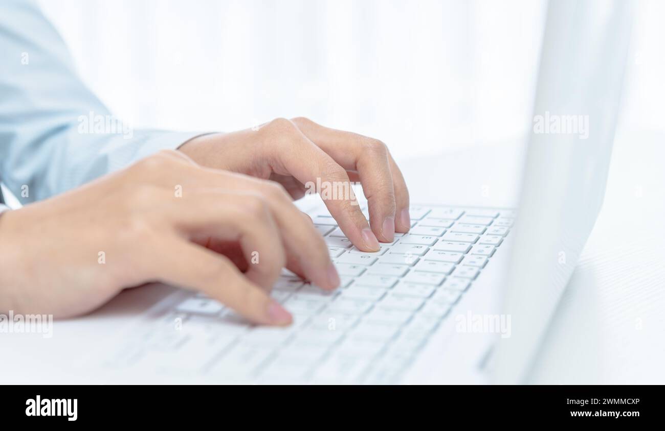 Closeup woman hands working hi-res stock photography and images - Alamy