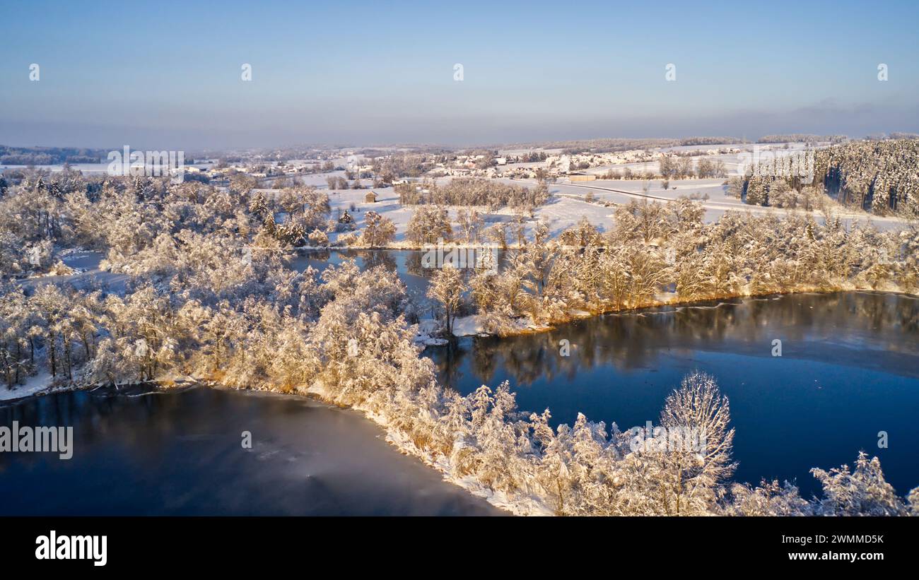 View pristine remote pond hi-res stock photography and images - Alamy