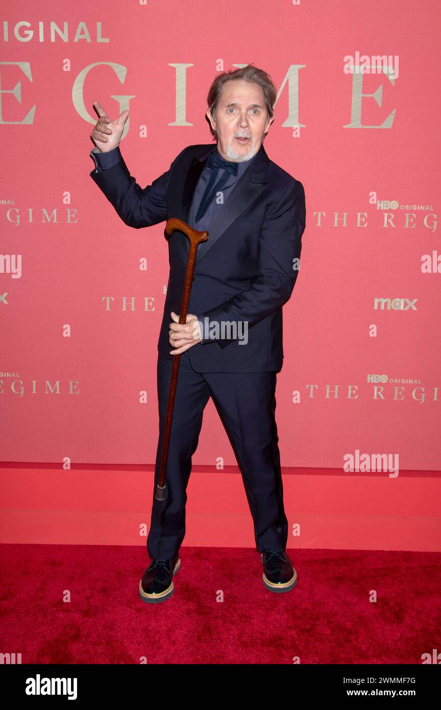 David Bamber bei der Premiere der HBO Max Serie The Regime im American ...