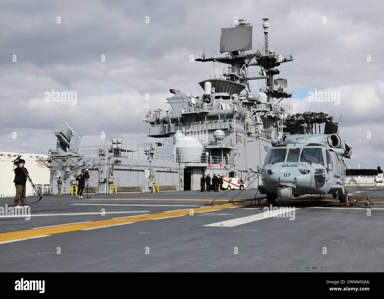 A flying-off deck of USS America(LHA-6), an amphibious assault ship of ...