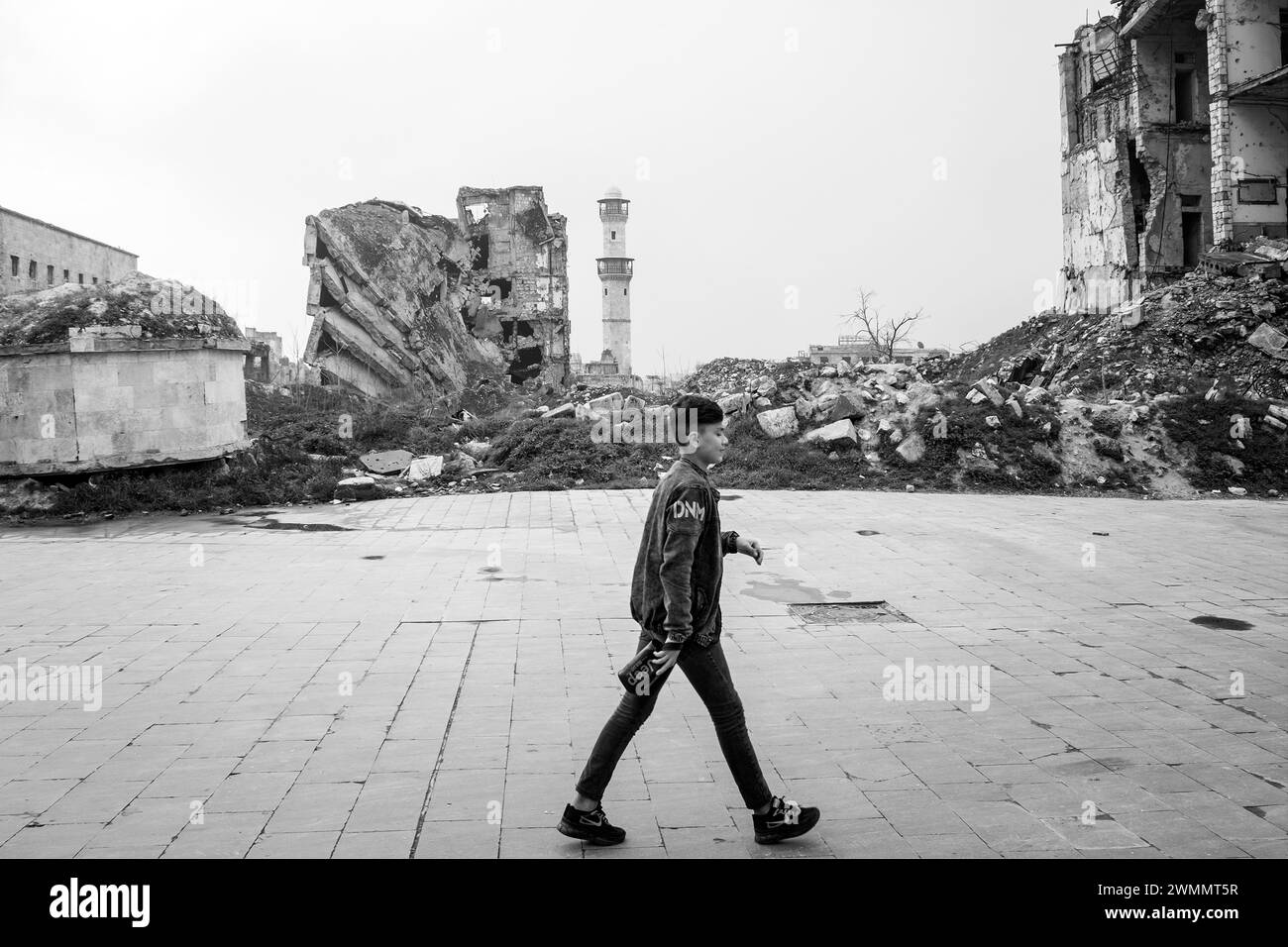 Syria, Aleppo, neighborhood destroyed by bombing Stock Photo - Alamy