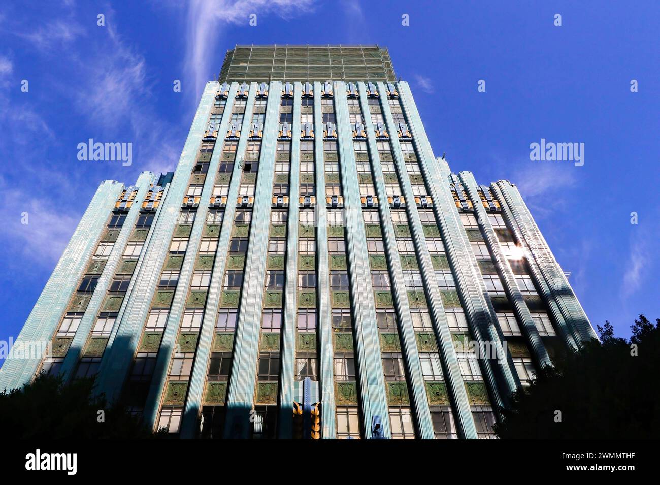 Eastern columbia building penthouse hi-res stock photography and images ...