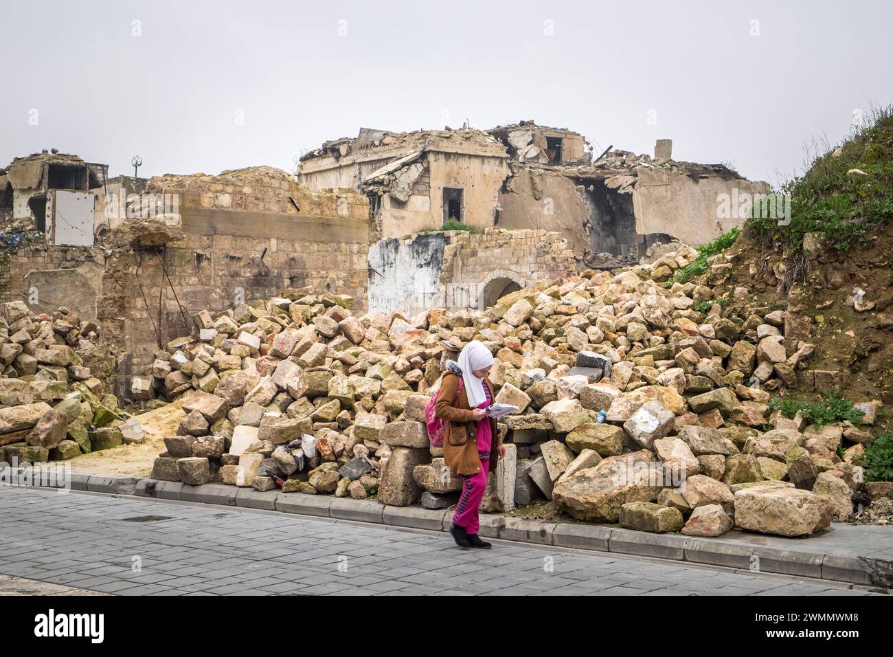 Syria, Aleppo, neighborhood destroyed by bombing Stock Photo - Alamy