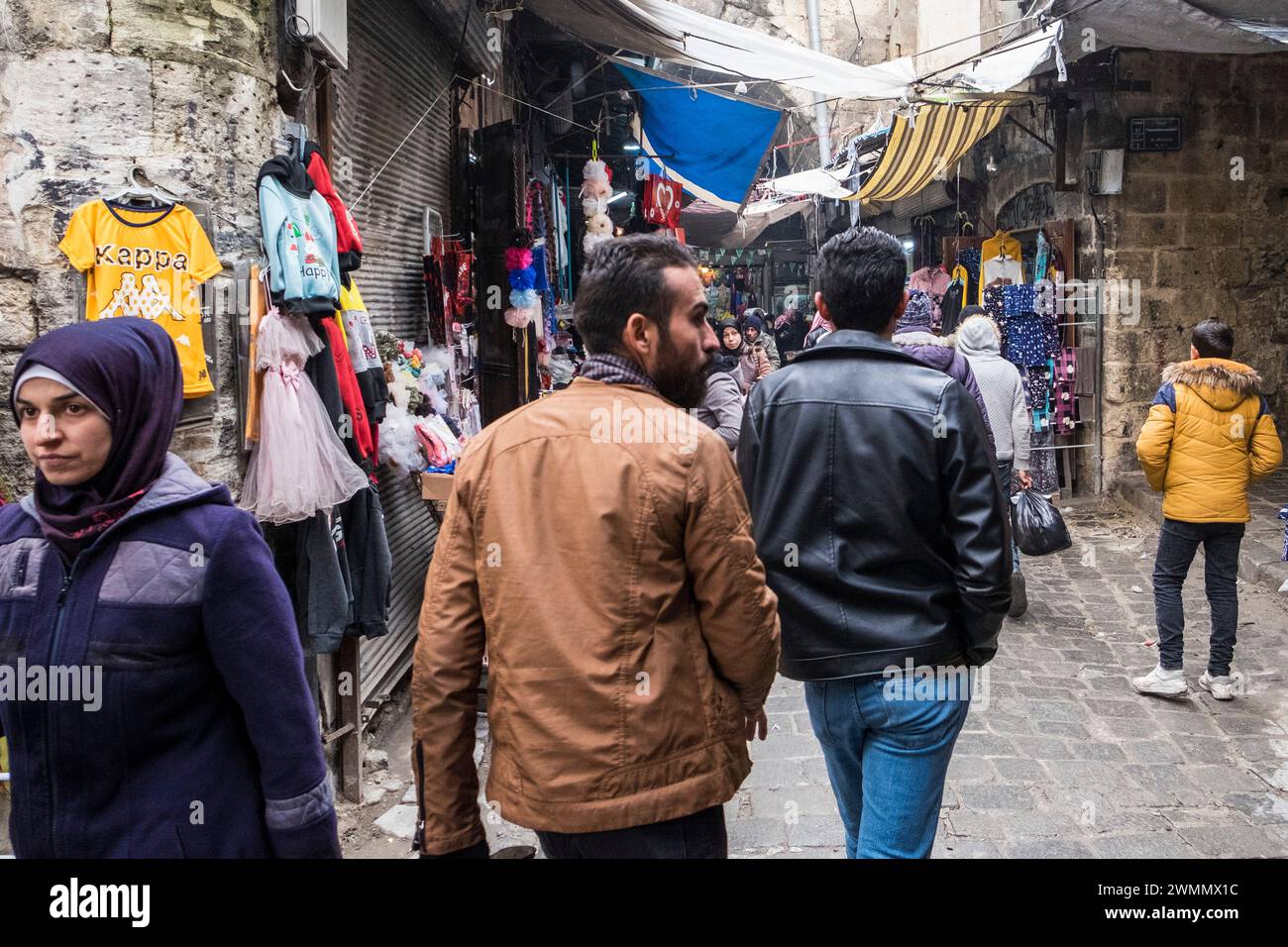 Souk aleppo destruction hi-res stock photography and images - Alamy