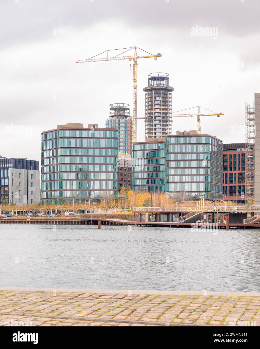 Copenhagen / Denmark - SEB Bank headquarters by Lundgaard & Tranberg ...