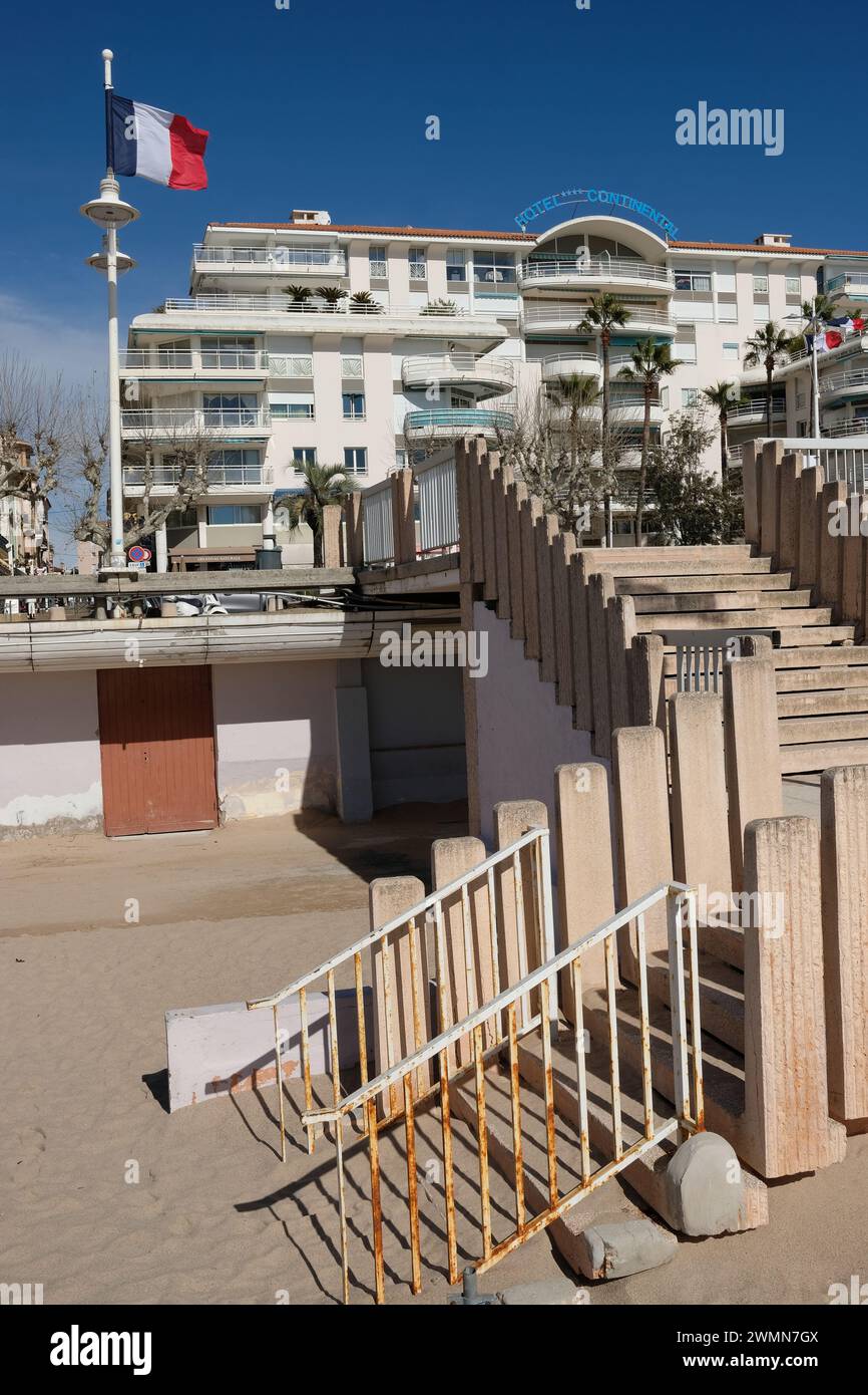 Drapeau de bord de mer hi-res stock photography and images - Alamy