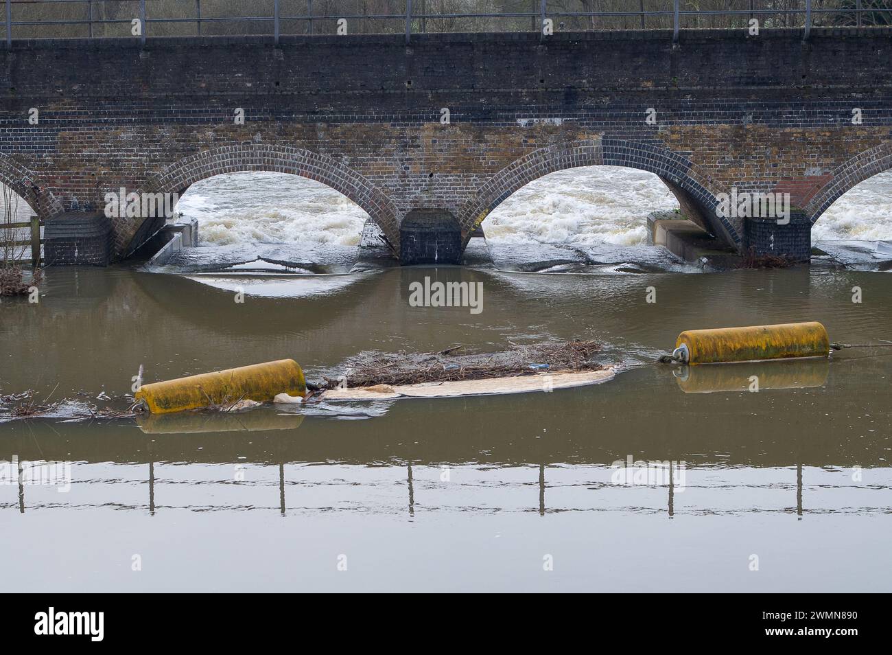 Jubilee river flood alleviation channel hi-res stock photography and ...