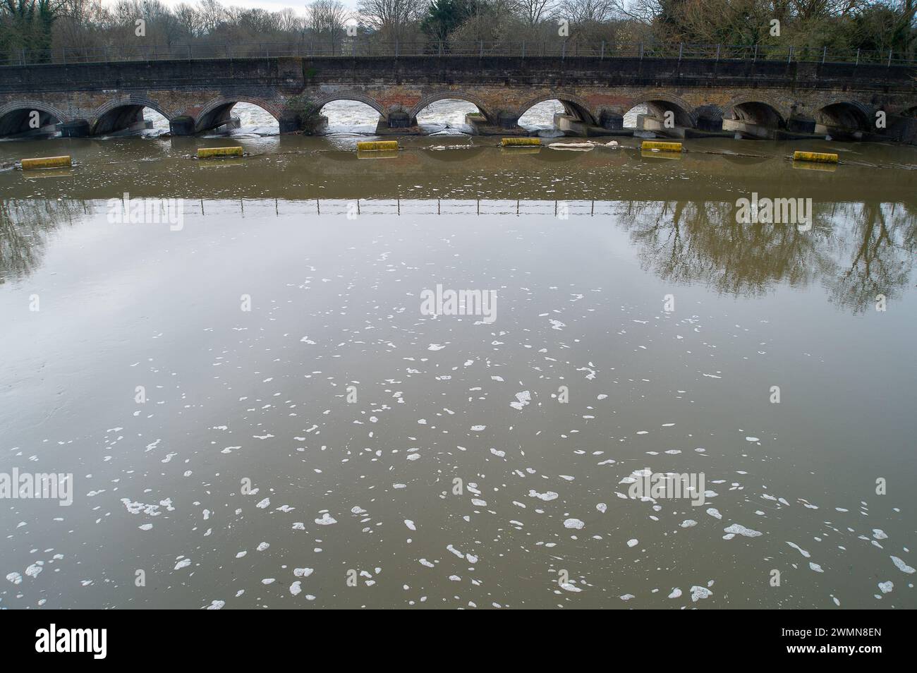 Black potts bridge hi-res stock photography and images - Alamy