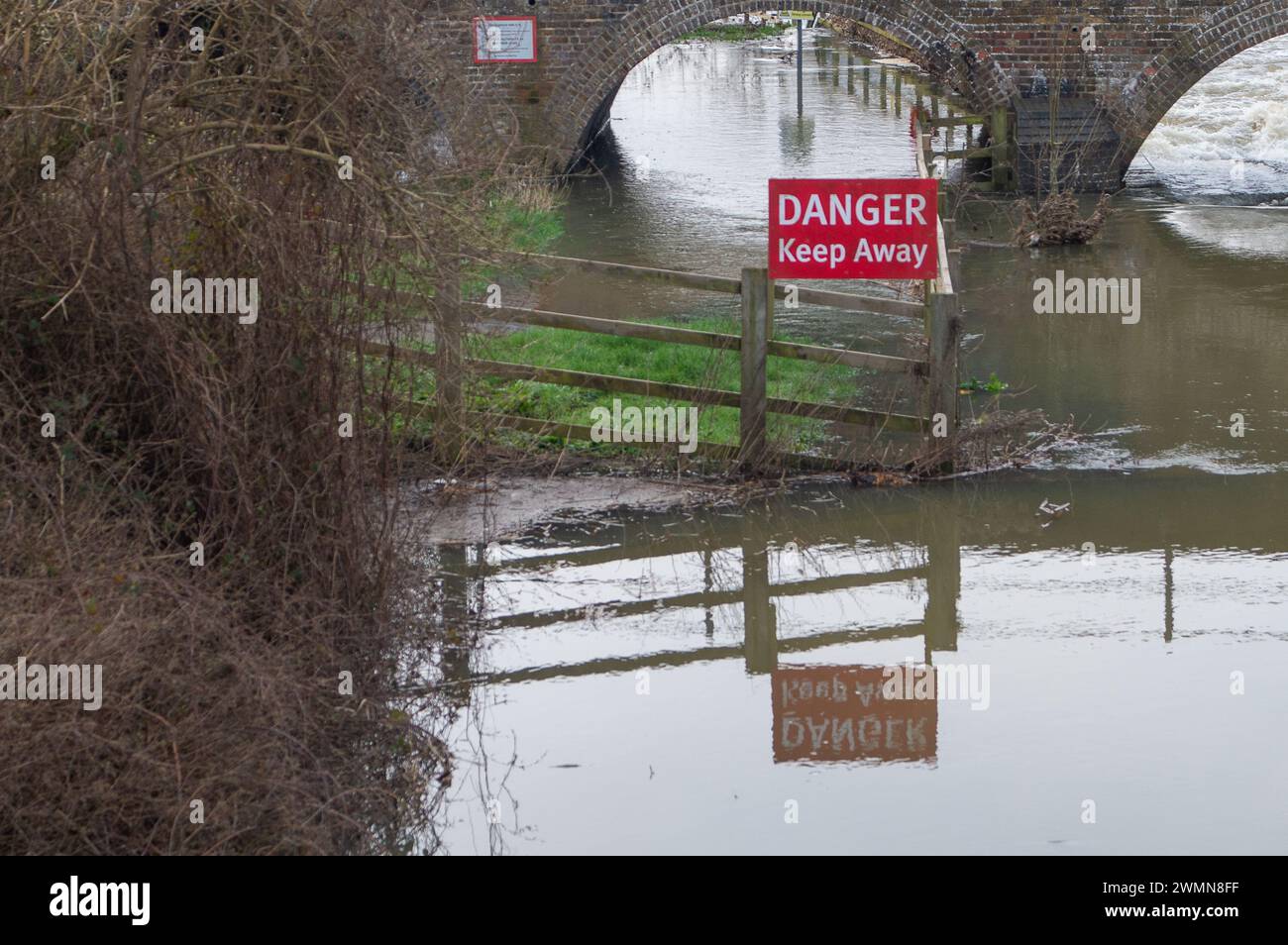 Black potts bridge hi-res stock photography and images - Alamy