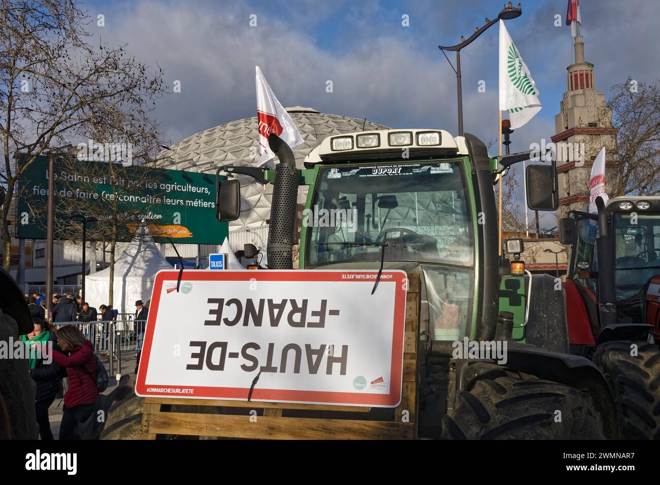 Paris, France. 24th Feb, 2024. Farmers demonstrate during the ...