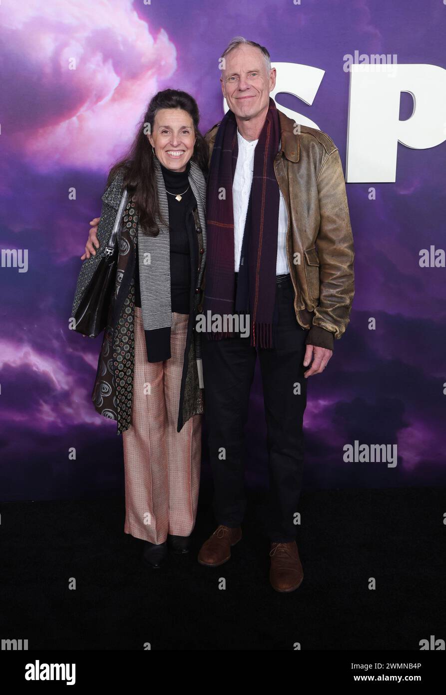 Los Angeles, Ca. 26th Feb, 2024. Anne Flanders, John Flanders at the ...