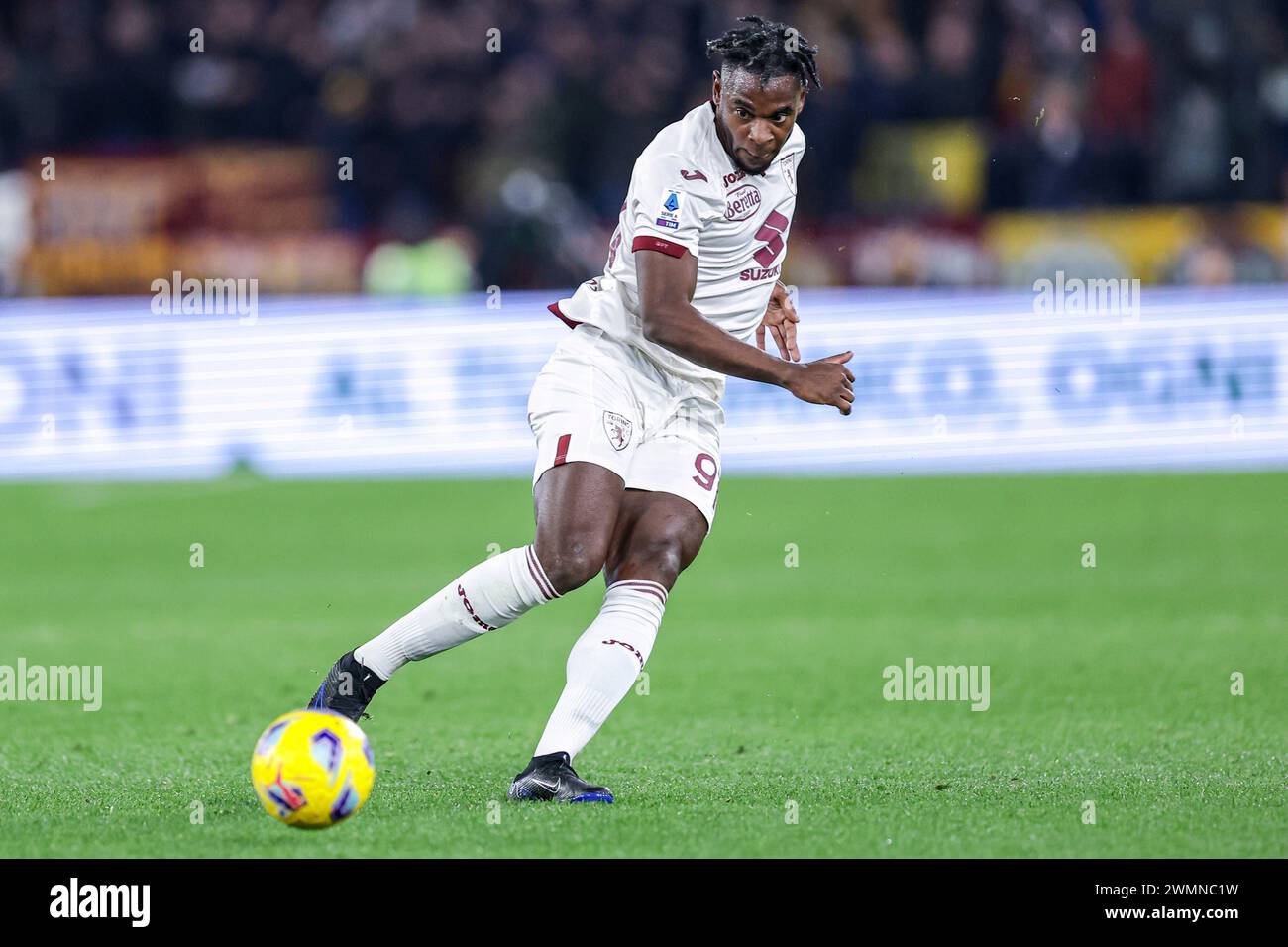 Torino's Colombian forward Duvan Zapata controls the ball during the ...
