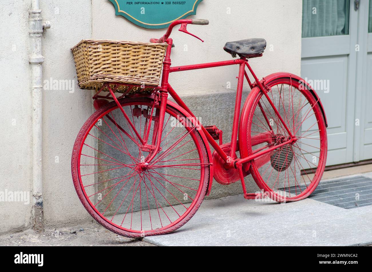 Vintage bicycle accessories hi-res stock photography and images - Alamy