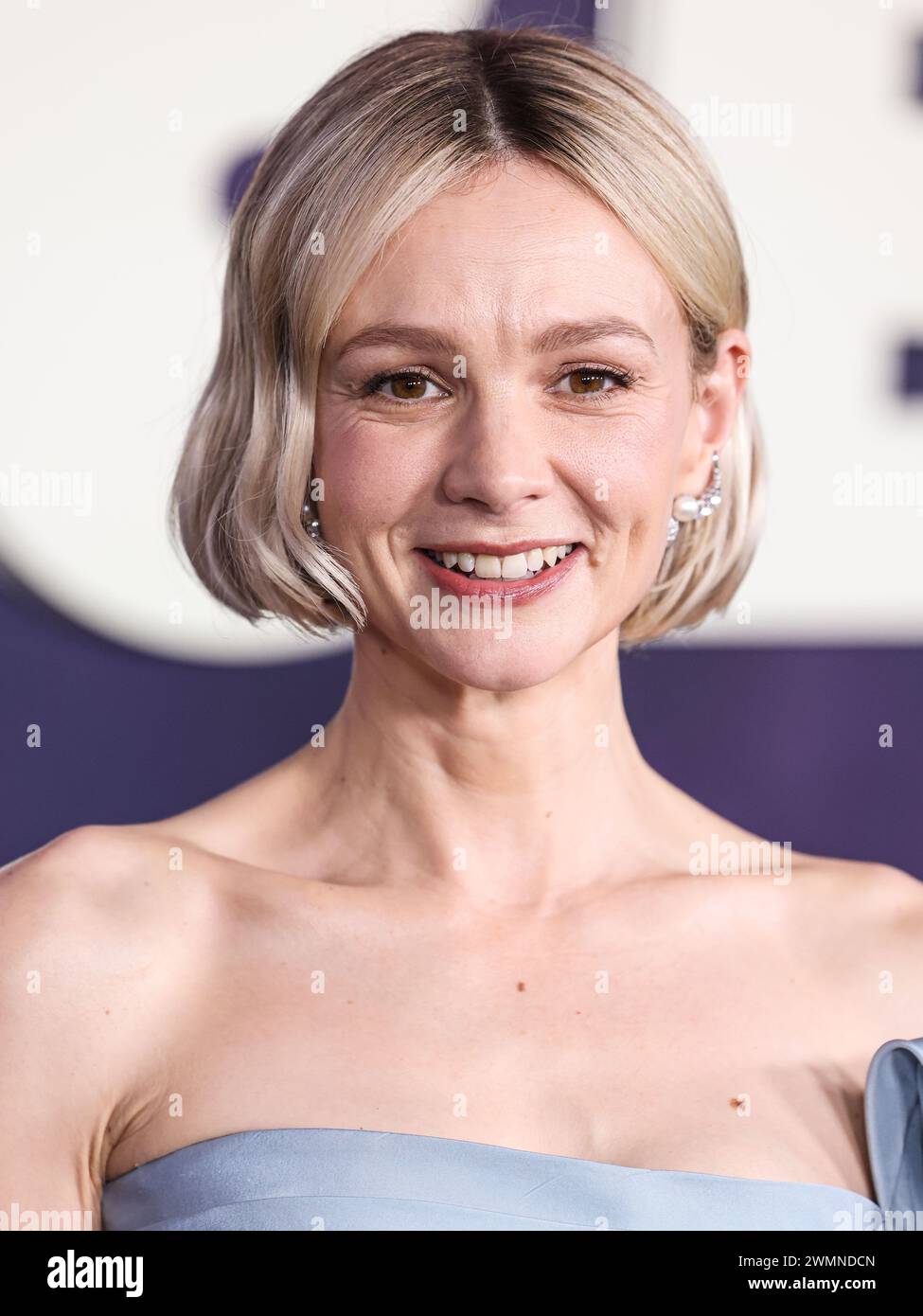 HOLLYWOOD, LOS ANGELES, CALIFORNIA, USA - FEBRUARY 26: Carey Mulligan ...