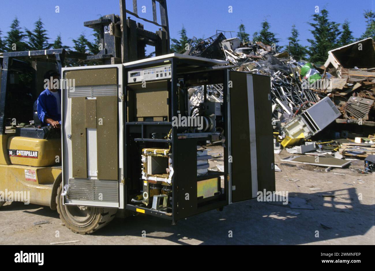 COMPUTER ELECTRONICS RECYCLING Stock Photo - Alamy