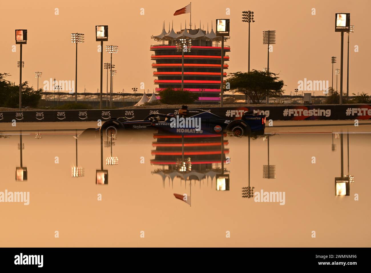 Atmosphere with f1 car in the sun down hi-res stock photography and ...