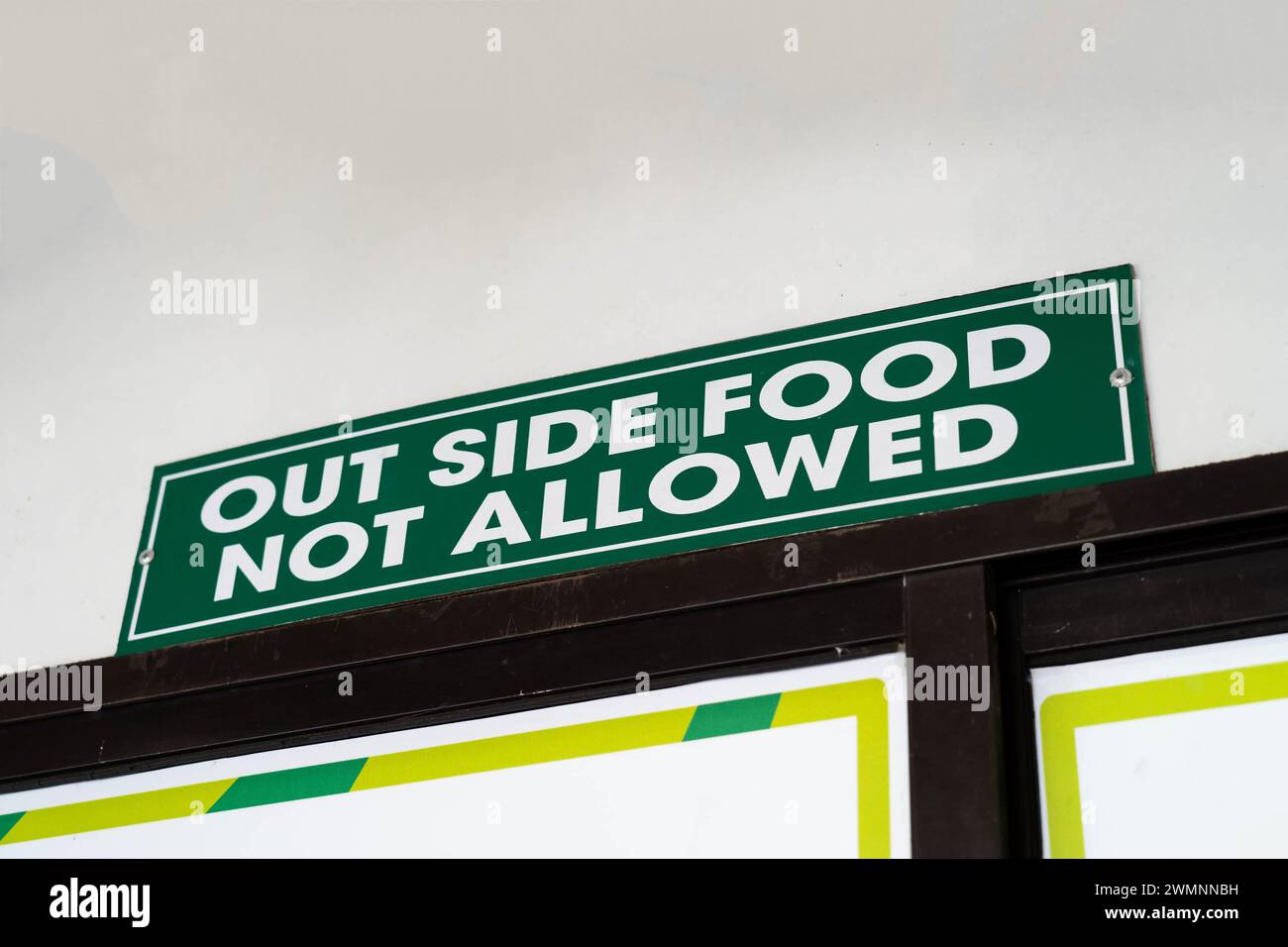 No entry sign board hi-res stock photography and images - Alamy