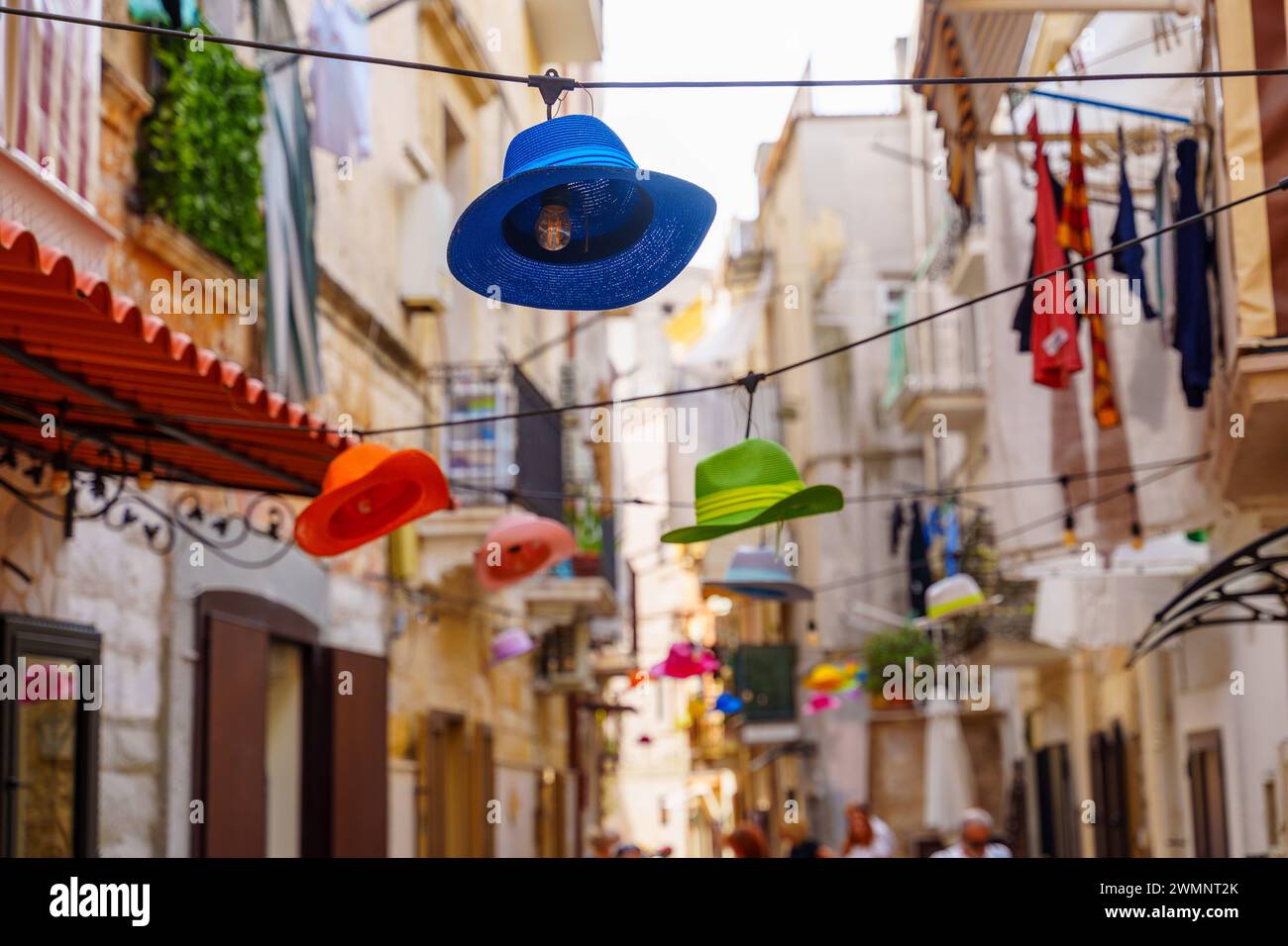 Sommer hats hi-res stock photography and images - Alamy
