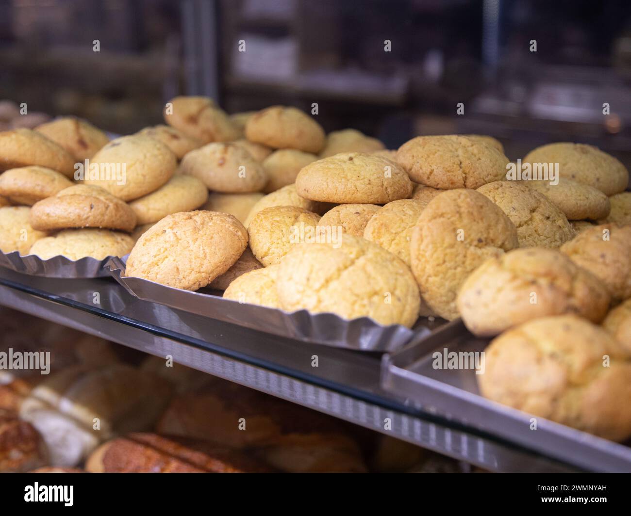Traditional Brazilian biscuit called "Broa de Milho ou de fubá Stock ...