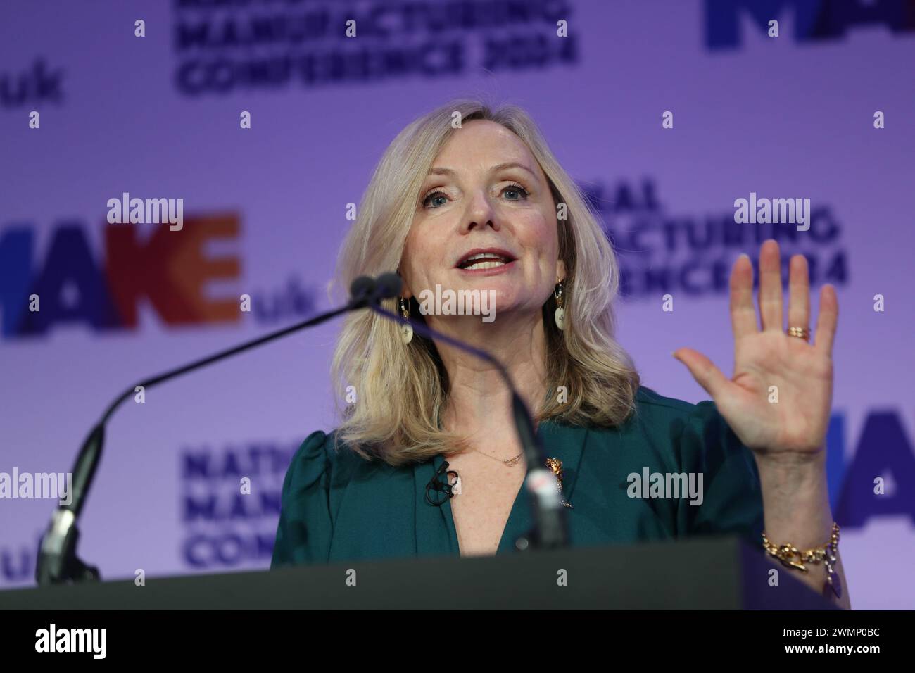 Tracy brabin mayor hi-res stock photography and images - Alamy