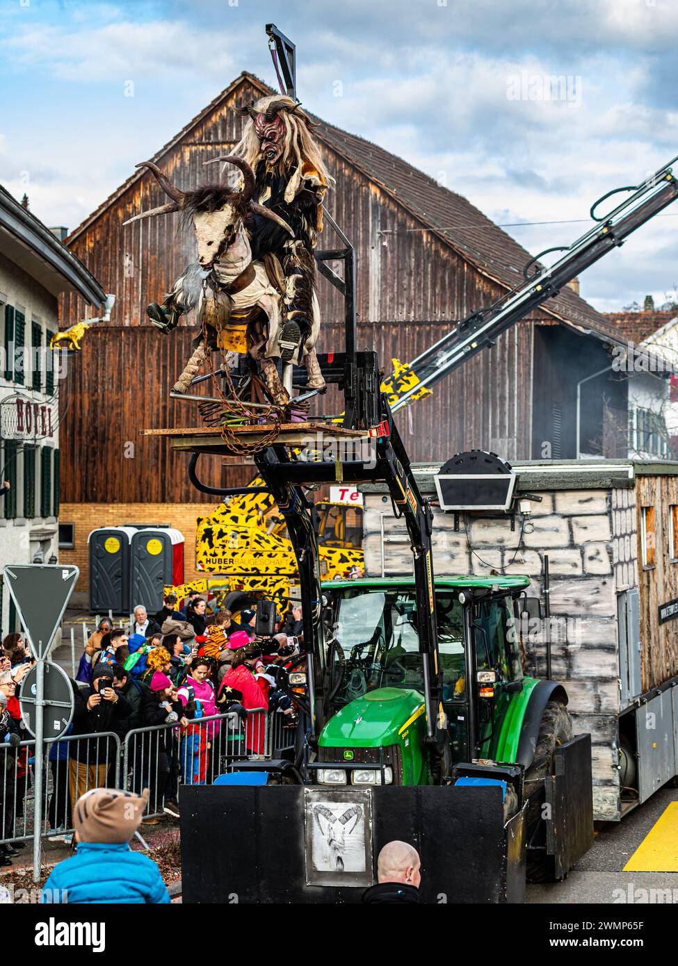 Impressionen des grossen Fasnachtsumzug der 66. Bassersdorfer Fasnacht ...
