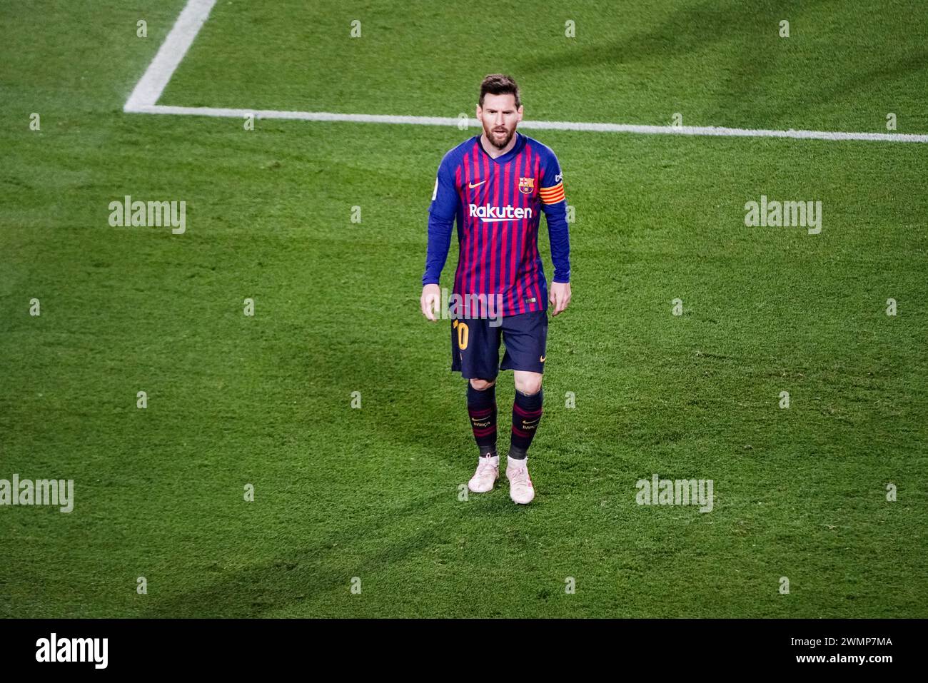 Lionel messi of barcelona walks hi-res stock photography and images - Alamy