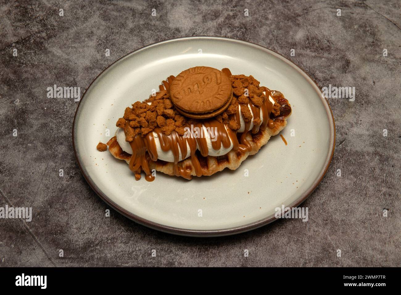 Croffle hi-res stock photography and images - Alamy
