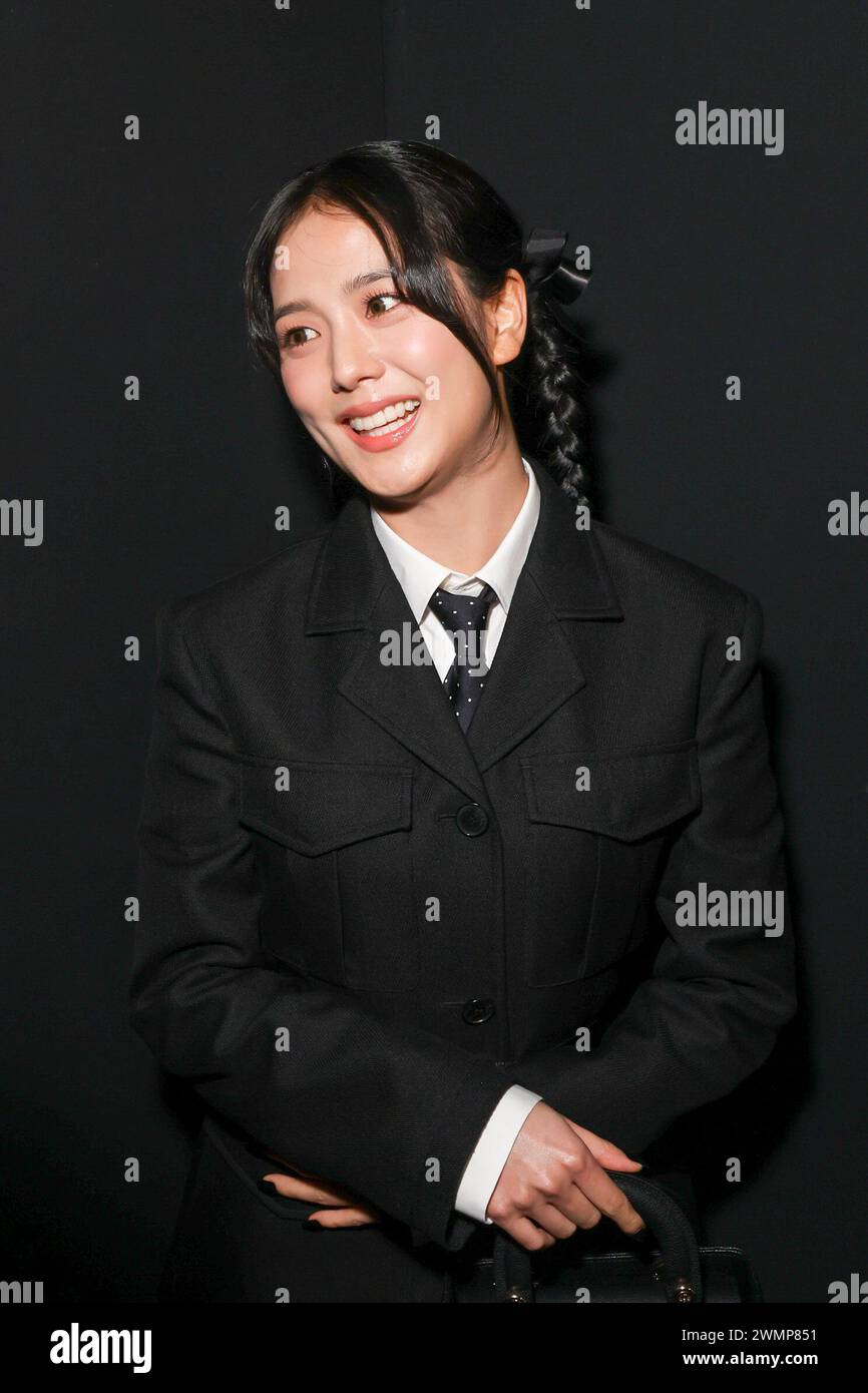 Jisoo attends the Christian Dior Fall/Winter 2024-2025 ready-to-wear ...