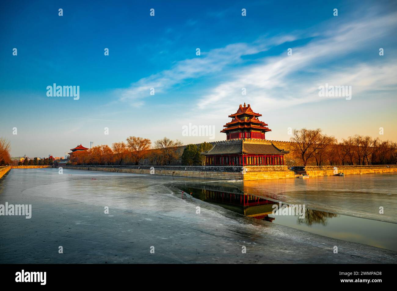 Asian castle hi-res stock photography and images - Alamy