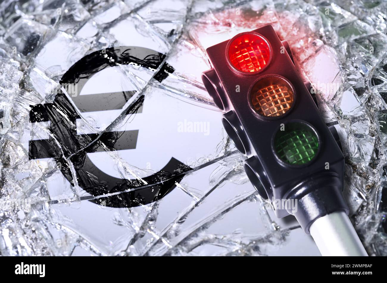 Ampel krach hi-res stock photography and images - Alamy