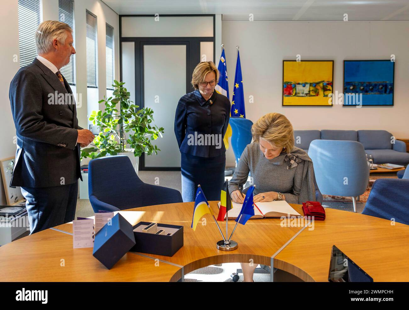 The Hague, Niederlande. 27th Feb, 2024. King Filip and Queen Mathilde ...