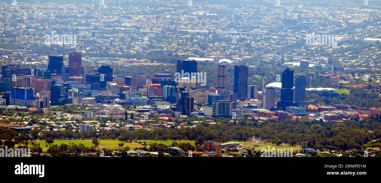 Adelaide skyline hi-res stock photography and images - Alamy